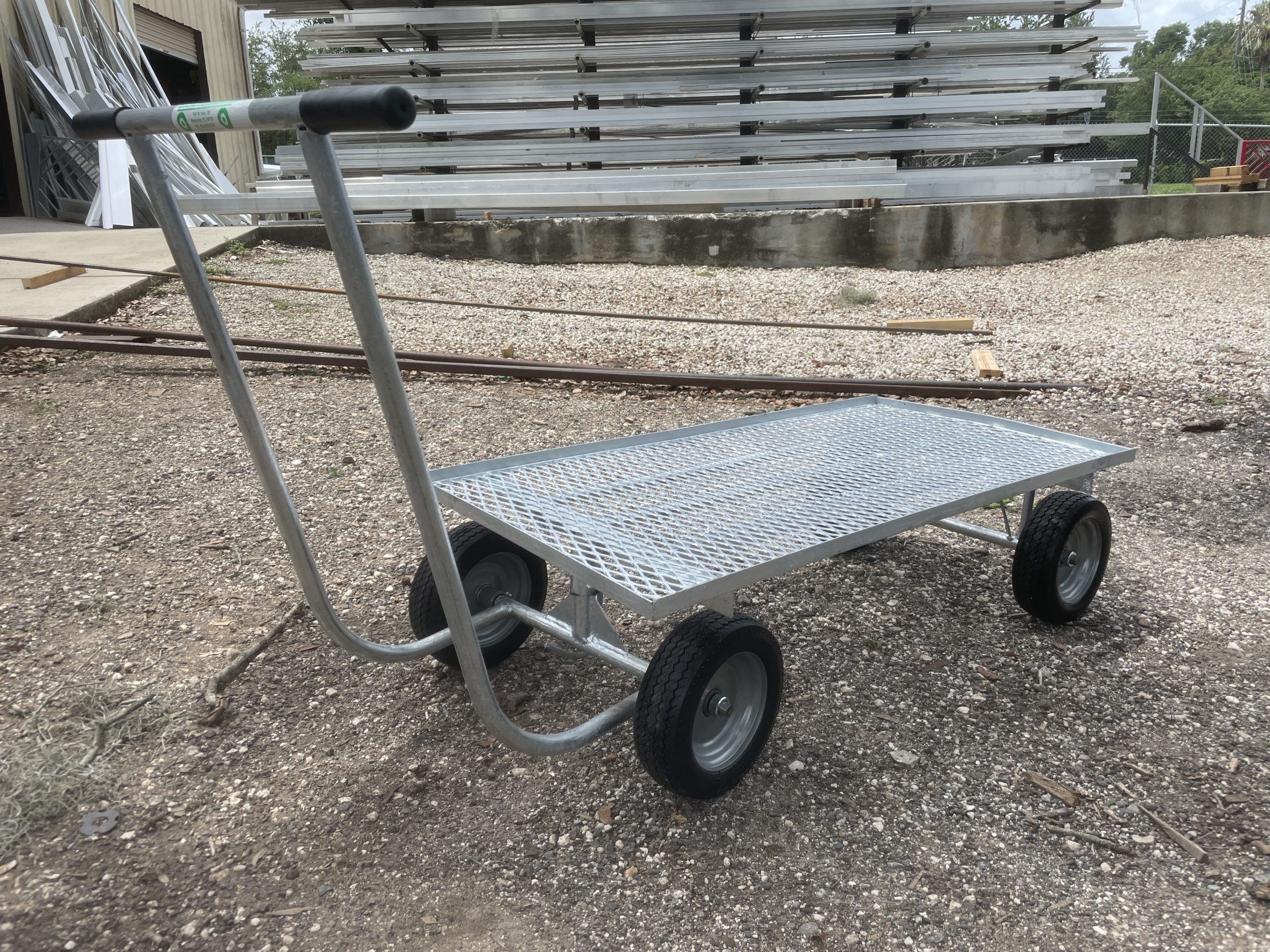 Retail Wagons | Agricultural Equipment in Minneola