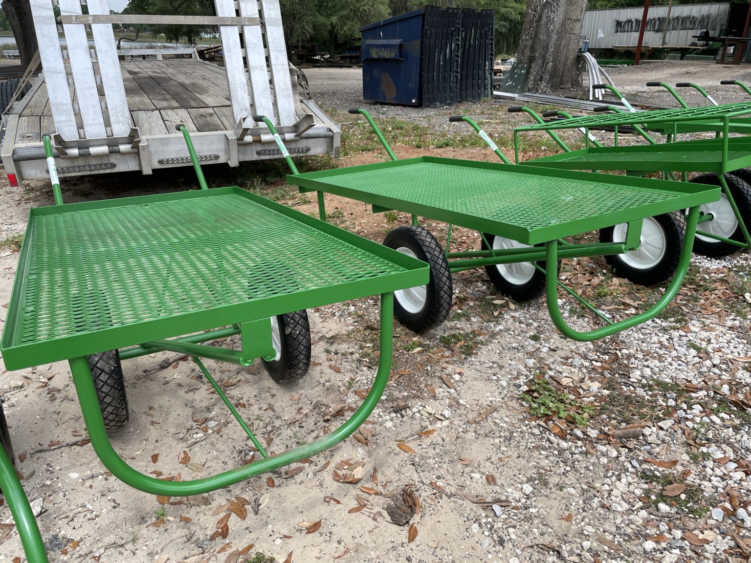 Hand Carts | Agricultural and Good Transport Equipment in Minneola
