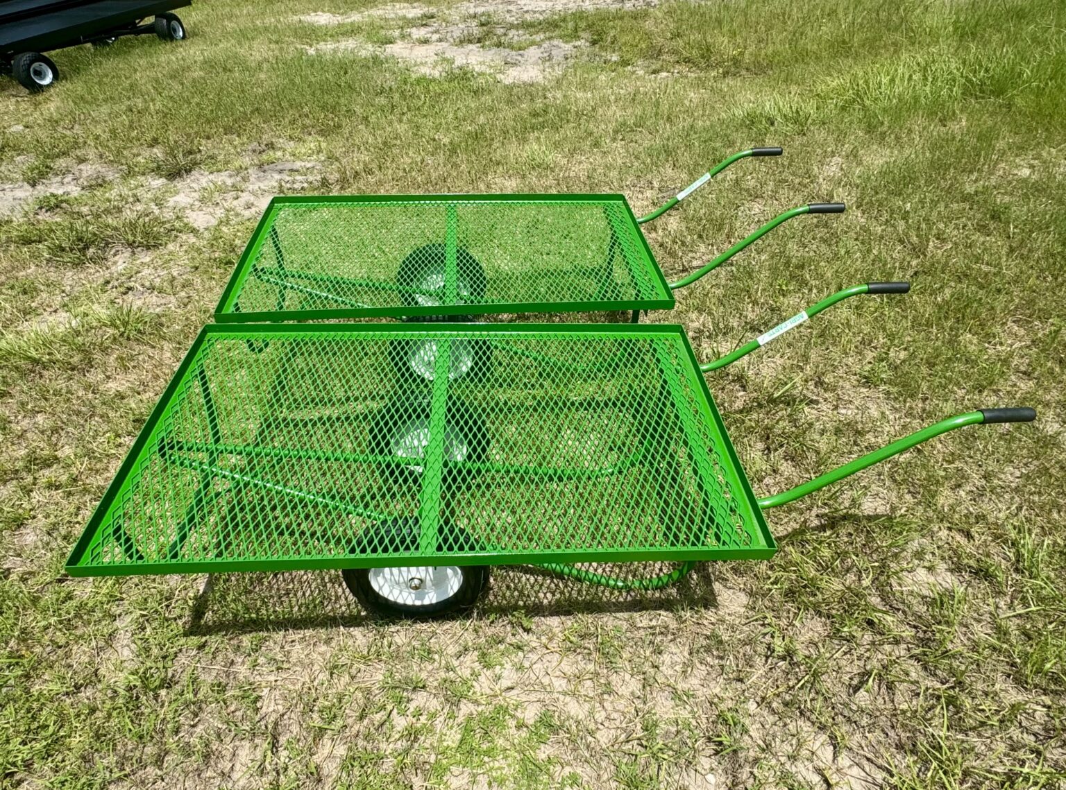 Hand Carts | Agricultural and Good Transport Equipment in Minneola